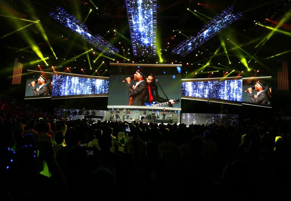 Five Steal-Worthy Stage Production Elements From The Grammys