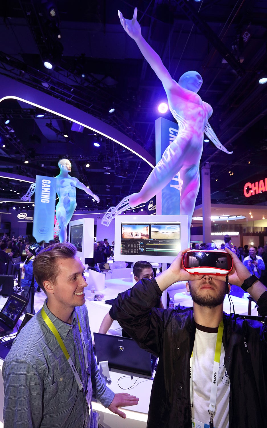 How Intel Magnified its CES 2016 Keynote with a New Booth