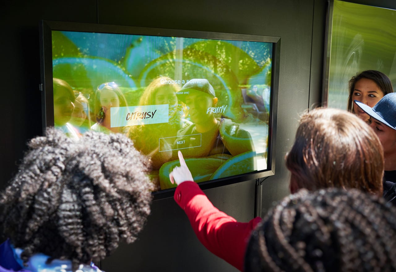 Lush Offers Lessons in Cosmetics at Lush in the Park