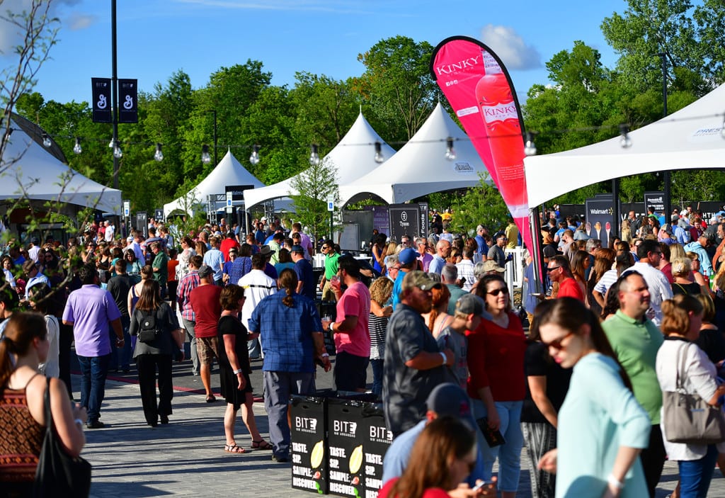 Gallery: A Day at the Walmart NW Arkansas Championship