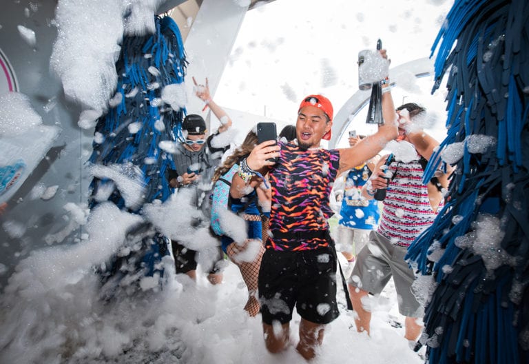 Music Festivals: Inside Kia and SiriusXM’s Human Car Wash