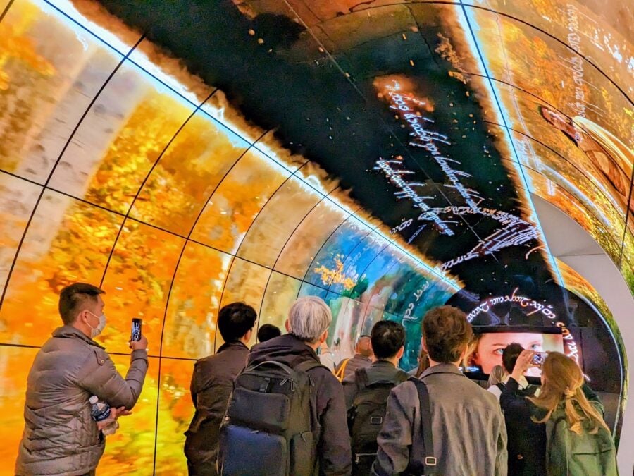 Seven Tunnel Ideas for Staging the Trade Show Exhibit Experience ...