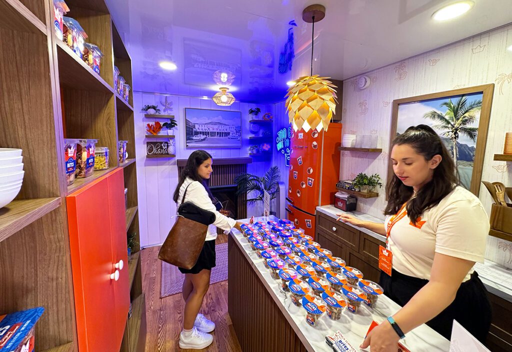 King’s Hawaiian Launches the Snack House Tour with Eli Manning